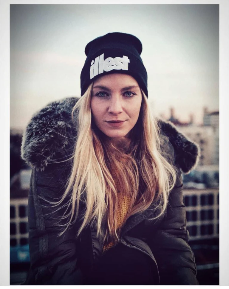 Josephine Rosen: Kaya Yanars Liebe, Heirat und Familienwunsch in der ...