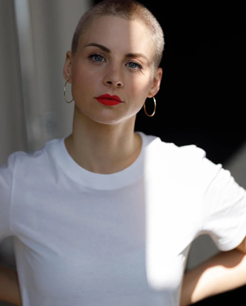 Julia E. Lenska Krankheit: Ihre Reise von der Schauspielerin zur ...